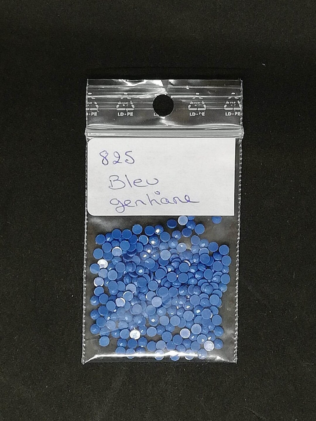 DMC 825 Gentian Blue Diamonds, Bags of 200 Round or Square Rhinestones ...