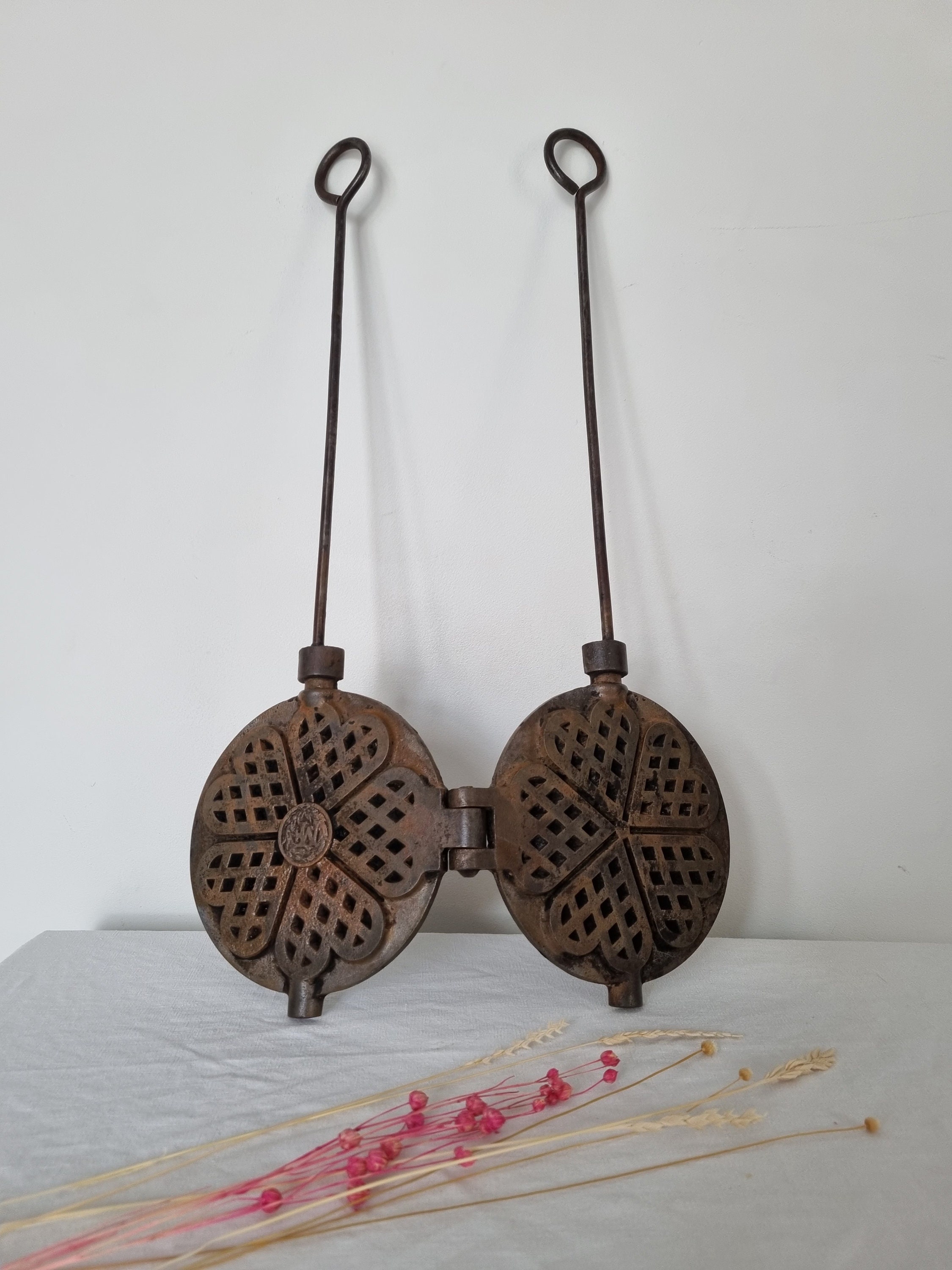Antique Cast Iron Waffle Maker, Vintage Waffle Baking Pan, Rustic Style ...