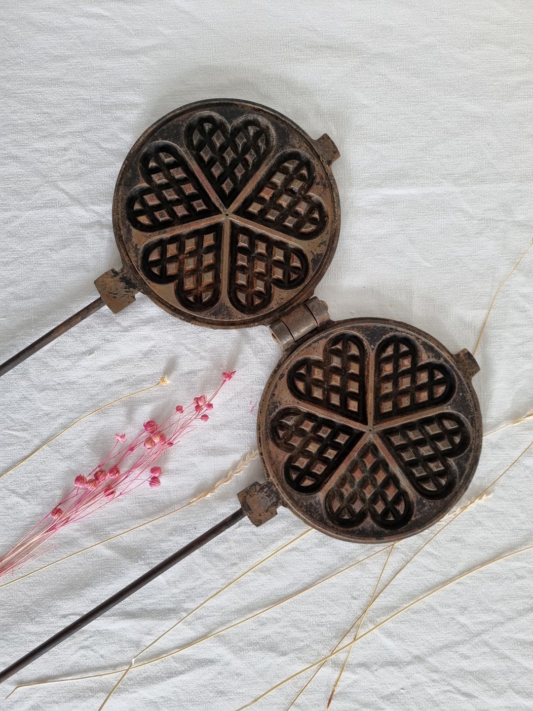 Antique Cast Iron Waffle Maker, Vintage Waffle Baking Pan, Rustic Style ...