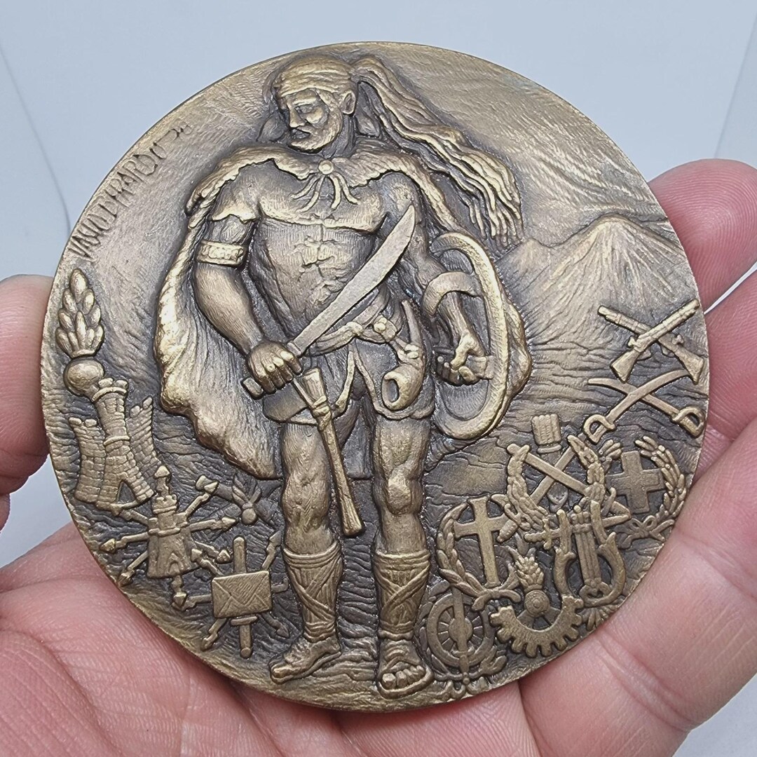 Bronze Medal / Lusitanian Warrior / Central Military Region - Etsy