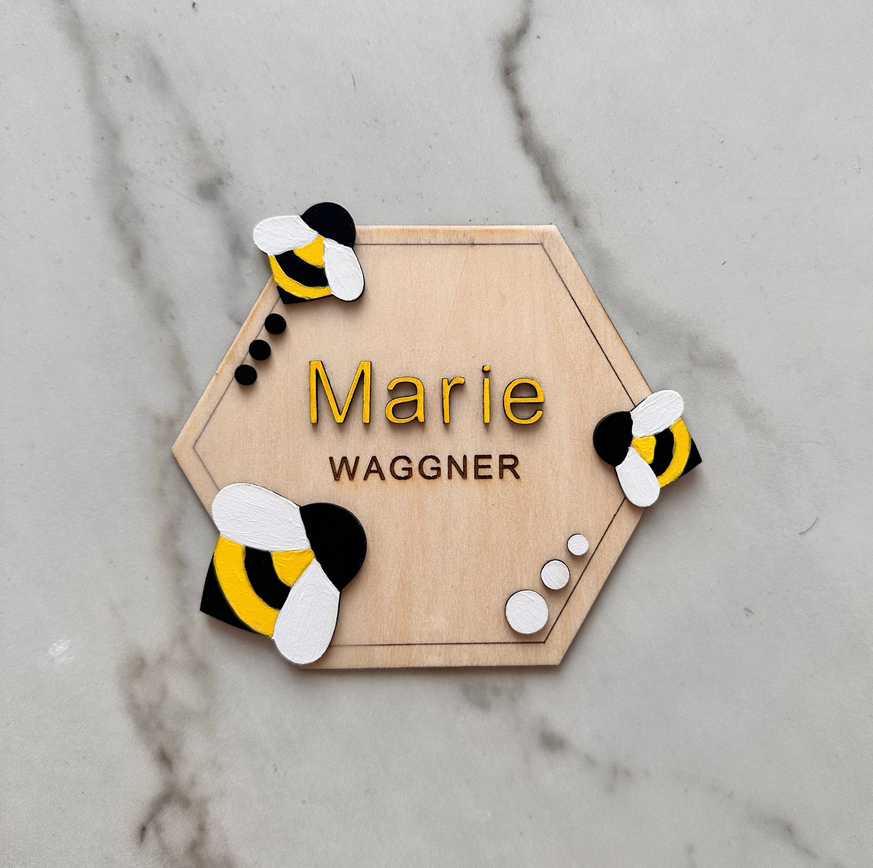 Namensschild mit Bienen, Bussy Bee Nametag, personalisiertes Geschenk ...