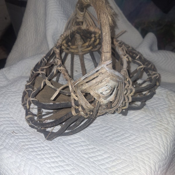 Primitive Basket - Etsy