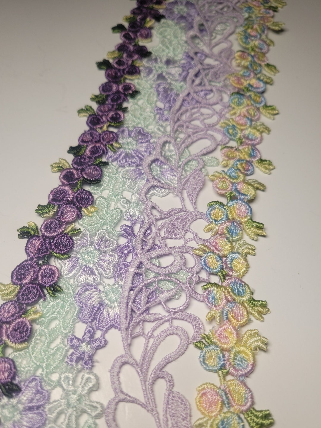 Assorted Lace Applique Embroidered Flower Trim Pieces Multicolor Purple ...