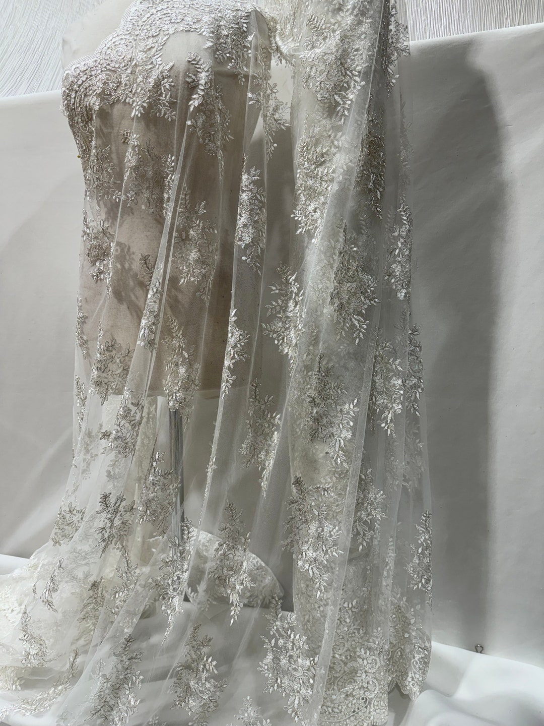 Off-white Corded Lace/floral Design Metalic Thread-perfect Lace for ...