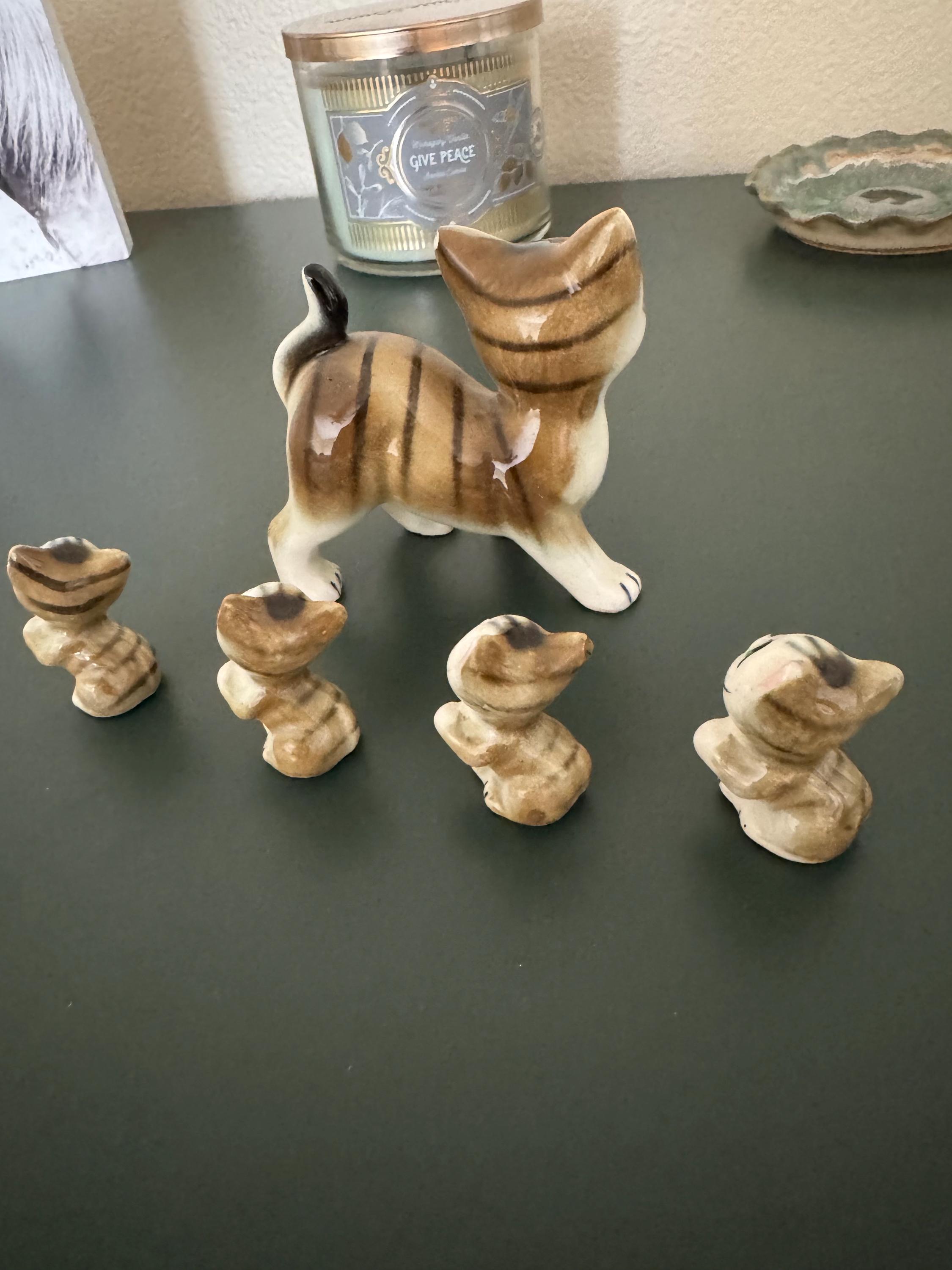 G Novelty Company “nov Co” Vintage Cat and Kittens, 1950s Cat Figurines ...