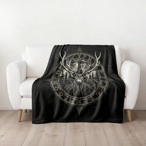 Celtic Norse Vegvisir Viking Nordic Rune Mystical Compass Futhark ...