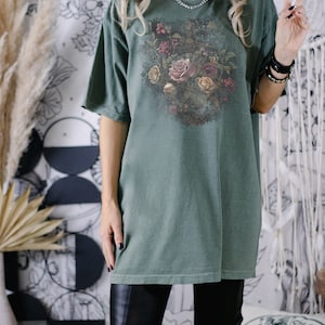 Vintage Roses Shirt Vintage Flower Tshirt Retro Roses Shirt Oversized ...