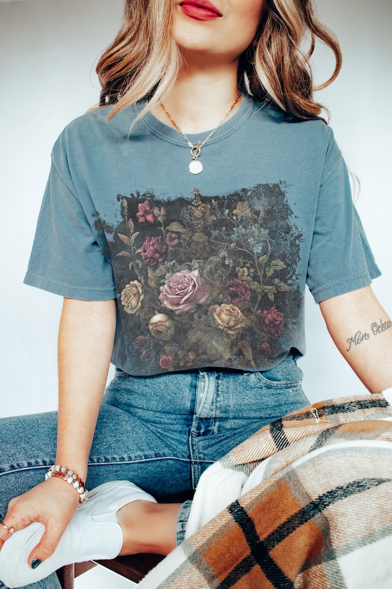 Vintage Roses Shirt Vintage Flower Tshirt Retro Roses Shirt Oversized ...