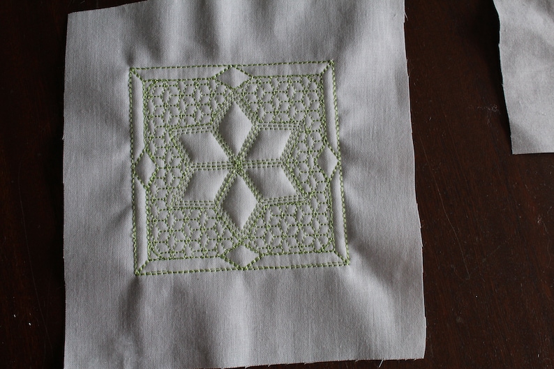 Bloco de edredão máquina de bordado design Trapunto arquivos de bordado ...