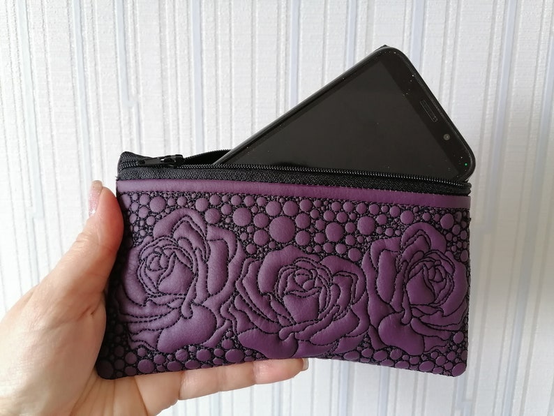 ITH Zipper Bag Rose Embroidery Design in the Hoop Phone Case - Etsy