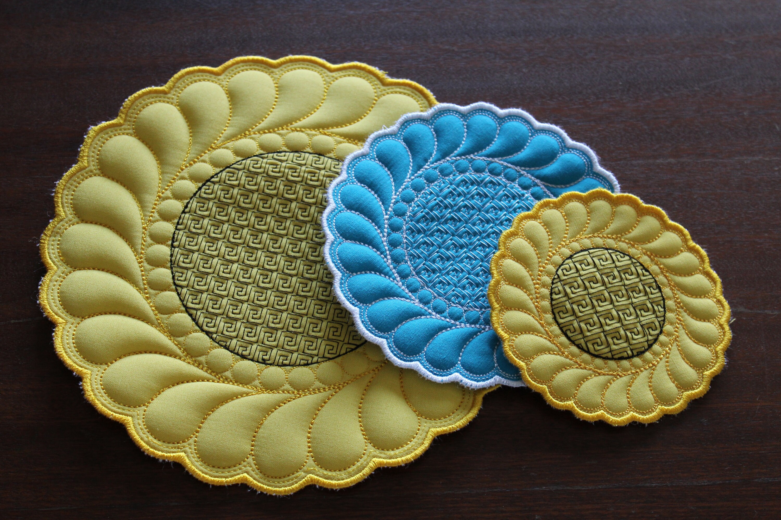Flower Mug Rug in the Hoop Embroidery Design ITH Coasters - Etsy Australia