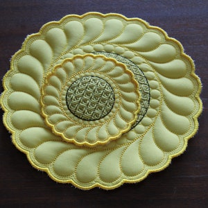 Flower Mug Rug in the Hoop Embroidery Design ITH Coasters Quilting Pot ...