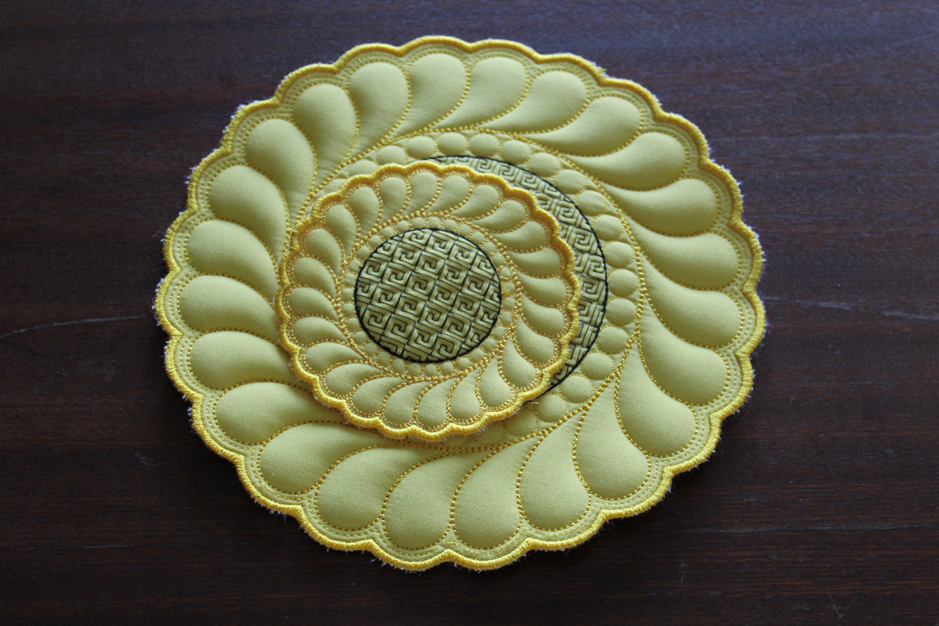 Flower Mug Rug in the Hoop Embroidery Design ITH Coasters - Etsy Australia