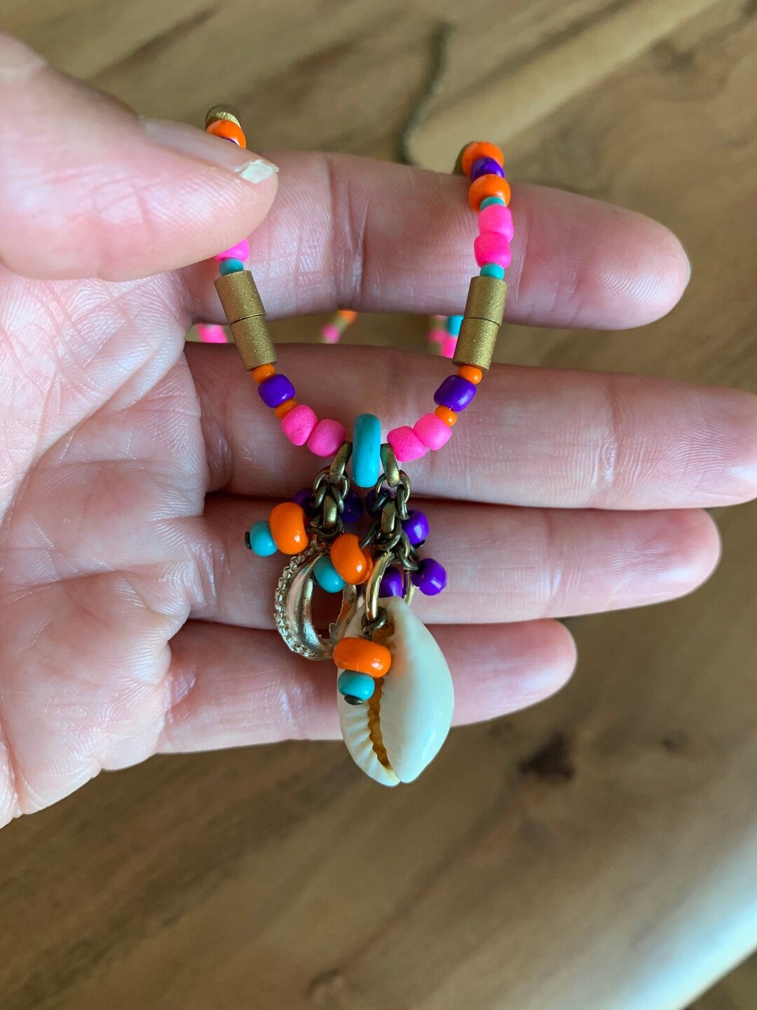 Pink Beaded Necklace Cowrie Shell Pendant Charm Pearl Beaded Necklace ...