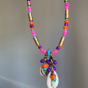 Pink Beaded Necklace Cowrie Shell Pendant Charm Pearl Beaded Necklace ...