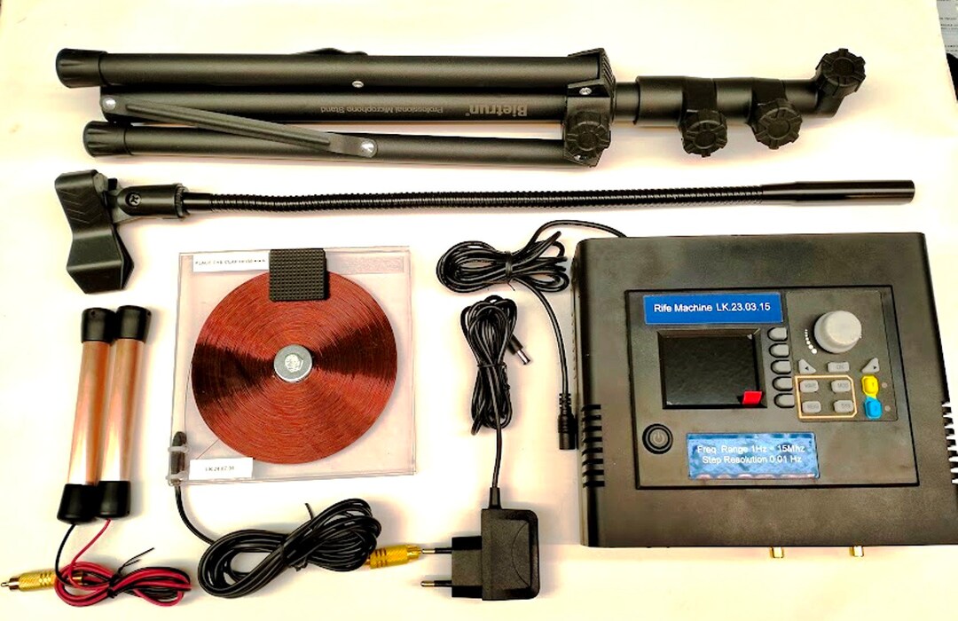 LK.23.03.15 PROFESSIONAL RIFE Machine 2 Channel Multi Frequency Zapper ...