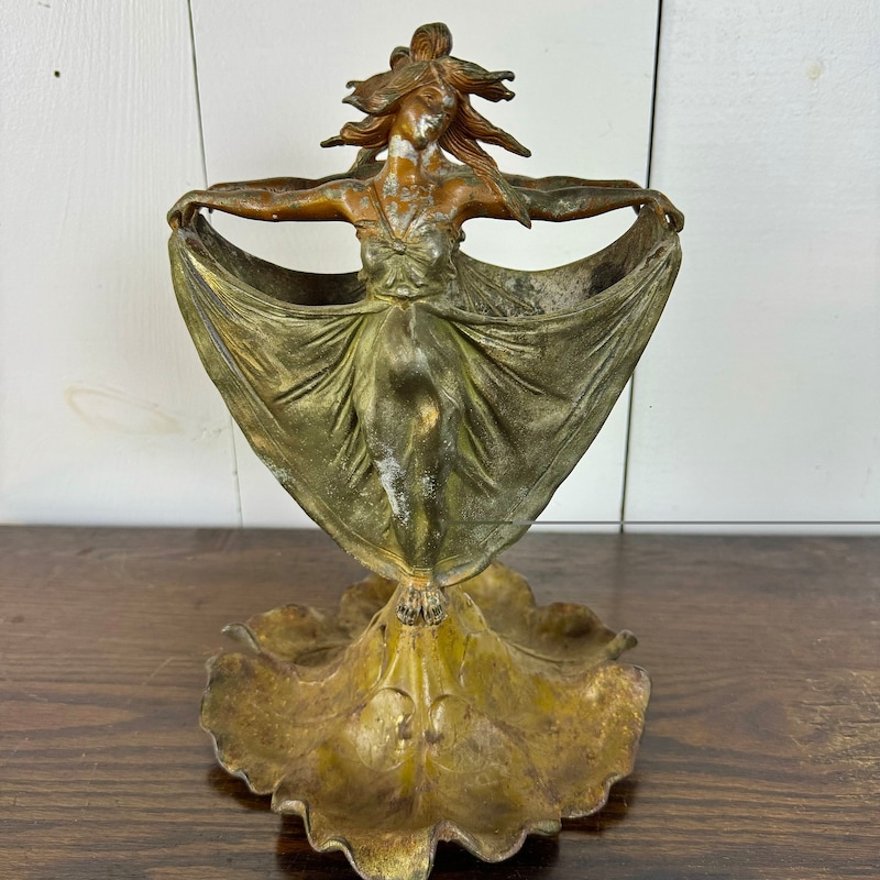 Figure Vase - Etsy