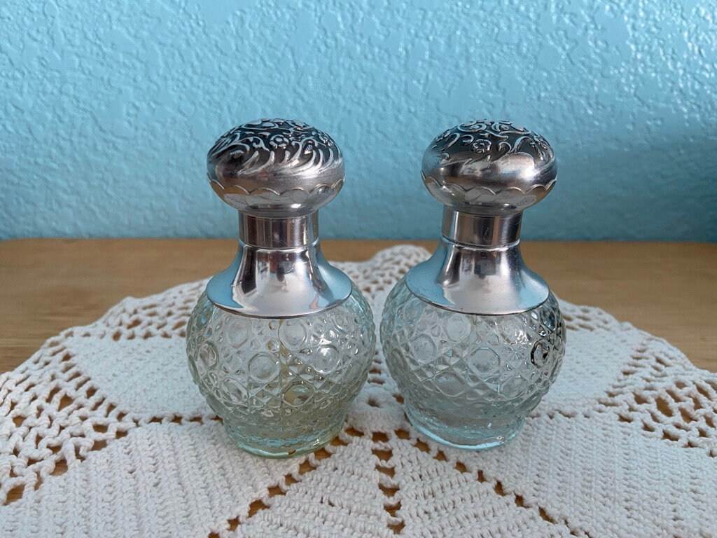Vintage 1960's Avon Perfume Bottles - Etsy