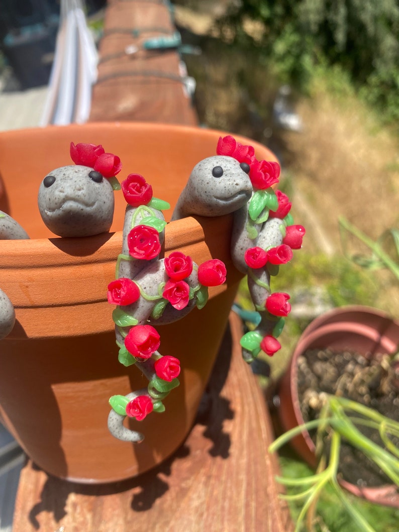 Flower Pot Snake Buddy, Rose Hand-crafted Clay Sculpture, Cute Highly ...
