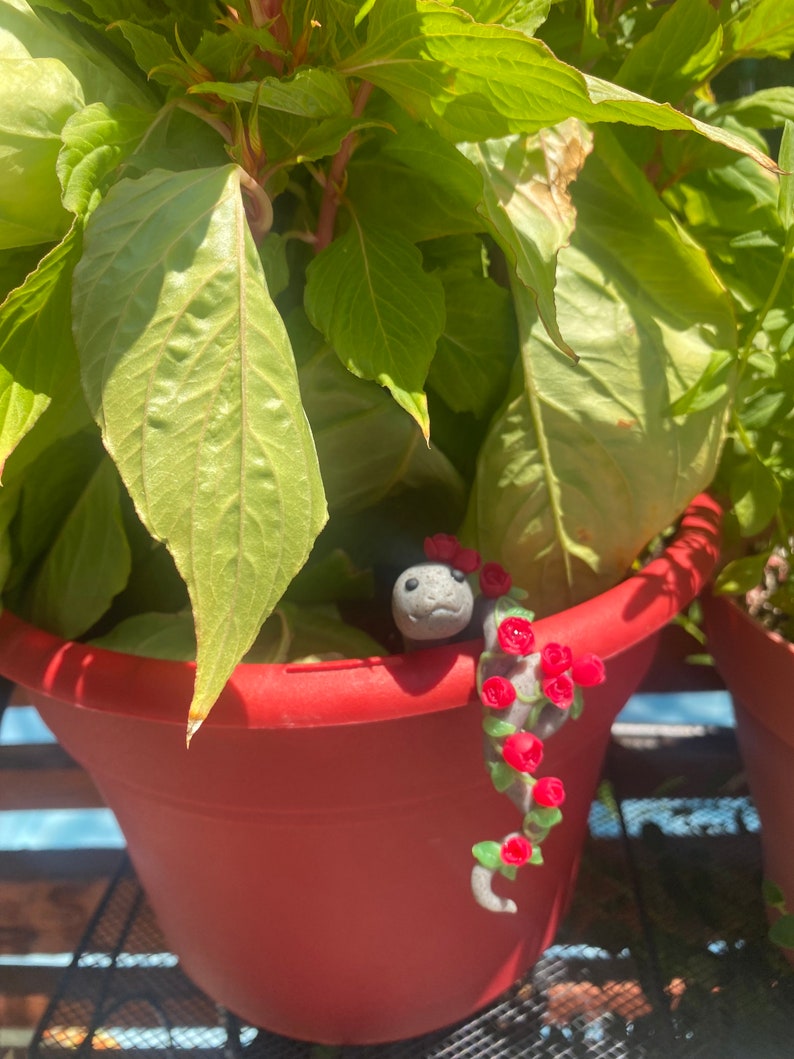 Flower Pot Snake Buddy, Rose Hand-crafted Clay Sculpture, Cute Highly ...