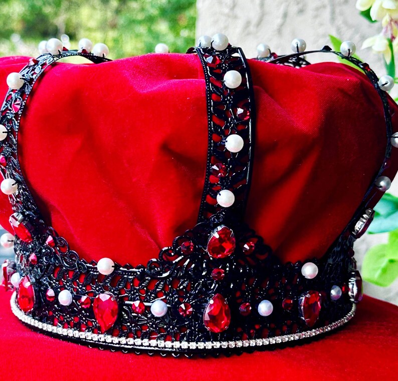 Royal King Crown: Handmade Medieval Style Black Metal Crown - Etsy