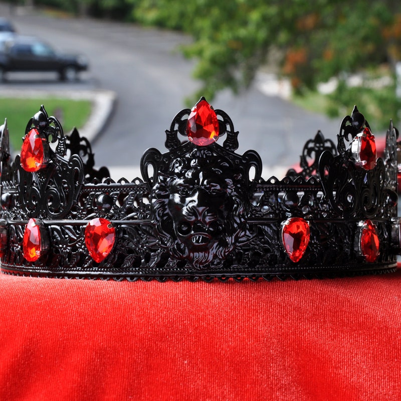 Black Crown - Etsy