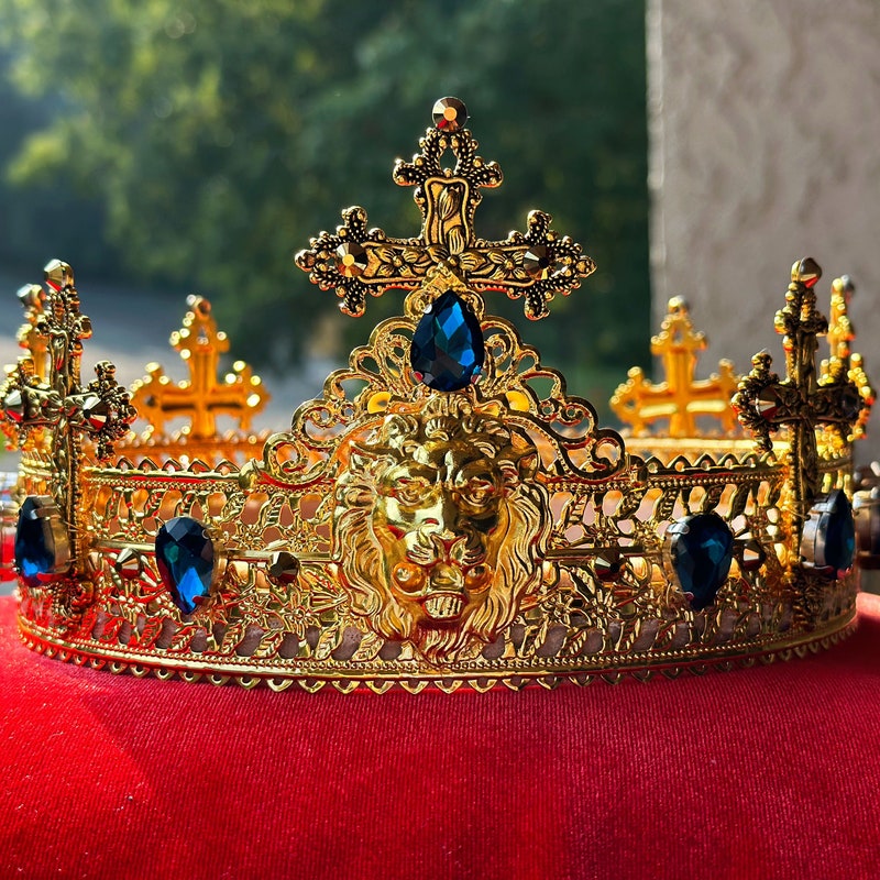Medieval Crowns for Man - Etsy