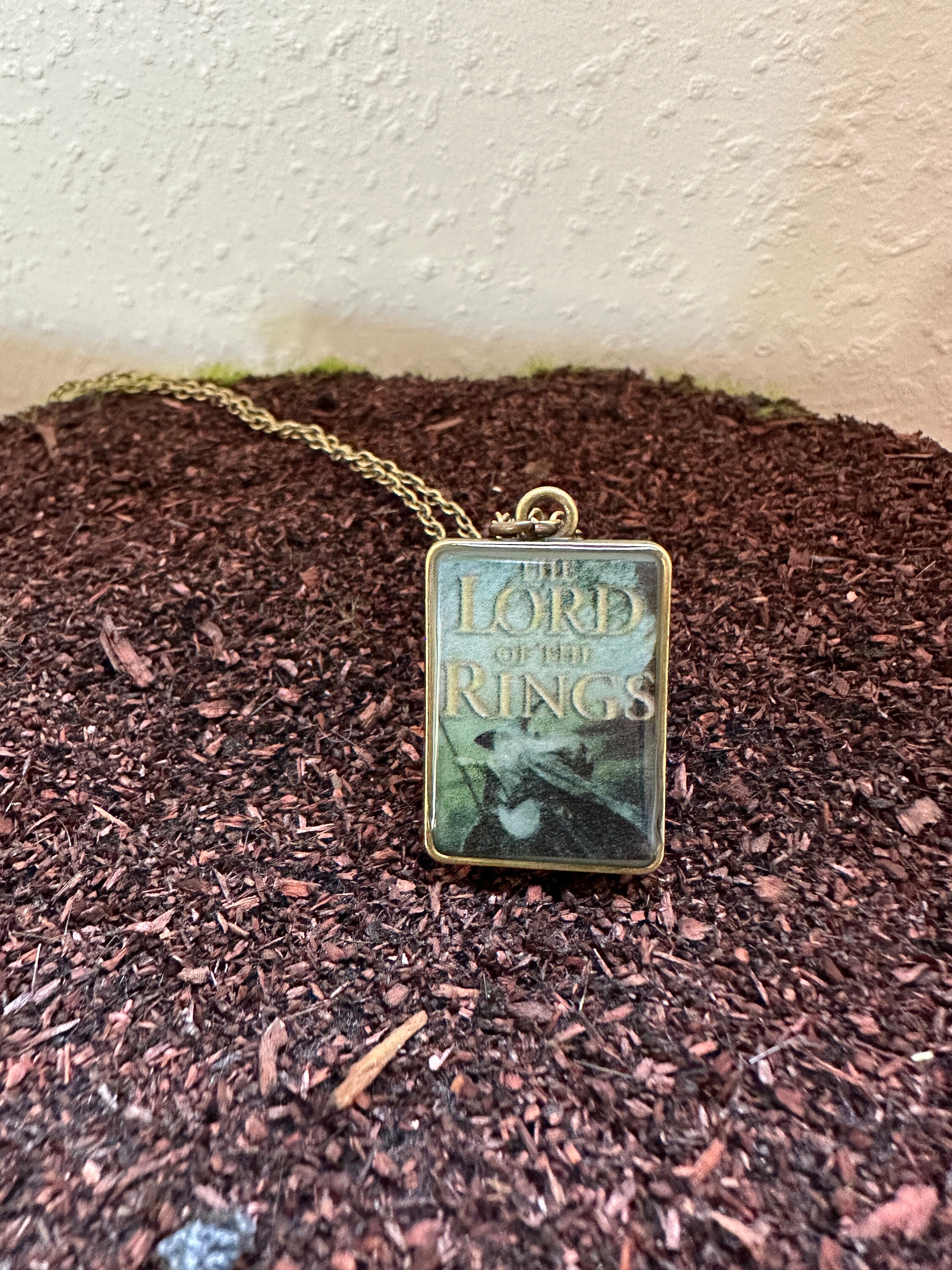 The Lord of the Rings Themed, Gandalf Resin Necklace - Etsy