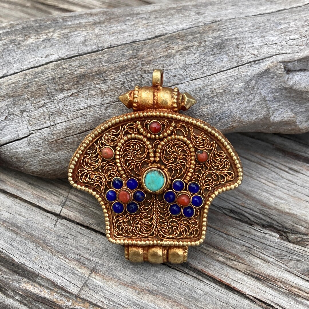 Tibetan Prayer Box Amulet Pendant Container Jewelry - Etsy