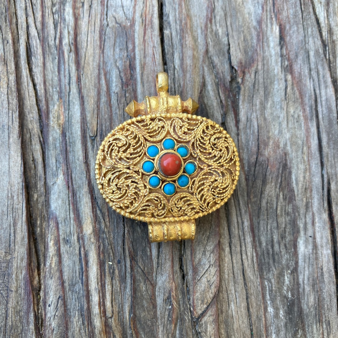 Tibetan Prayer Box Amulet Pendant Container Jewelry - Etsy