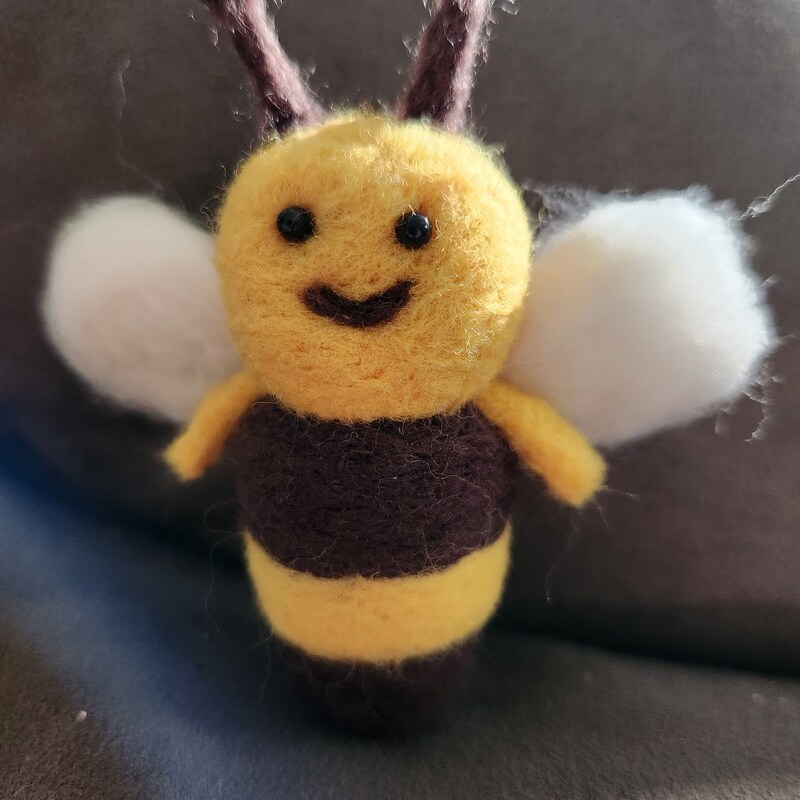 Needle Felted Bee - Etsy