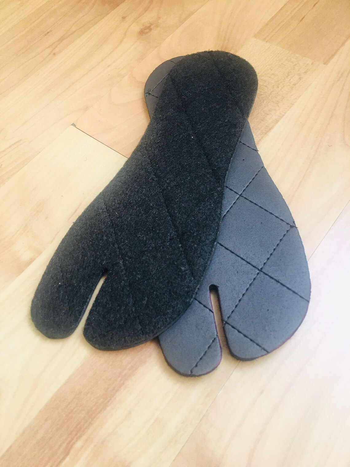 Felt Tabi Insoles: Split Toe Socks, Japanese Shoes - Etsy