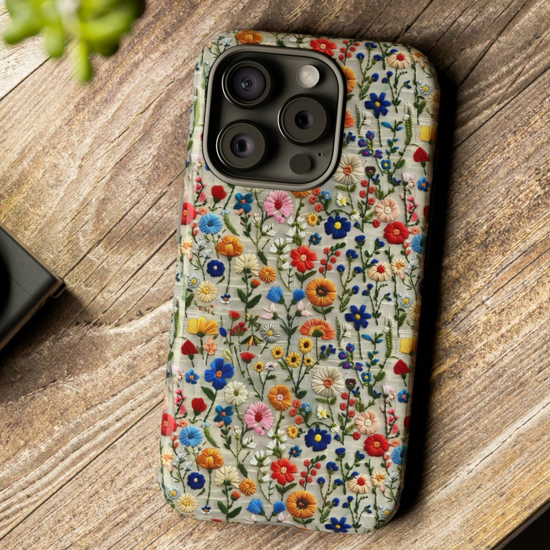 Cute Wild Flowers Embroidered Look Phone Case , Floral Phone Cover ...