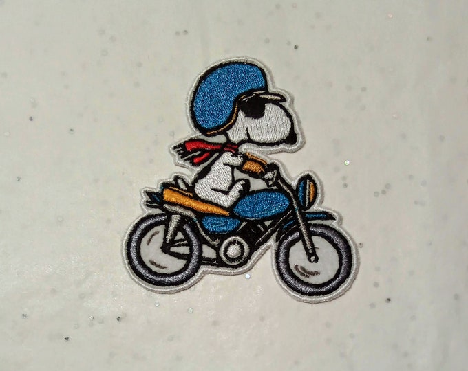 Snoopy Motorcycle, Cycle, Embroidered Iron-on Patch 8.5 Cm X 8.5 Cm ...