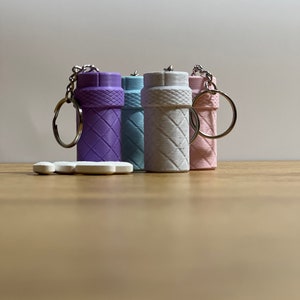 Keychain Pill Box, Capsule Filling, Pill Case for Small Object, Gift ...