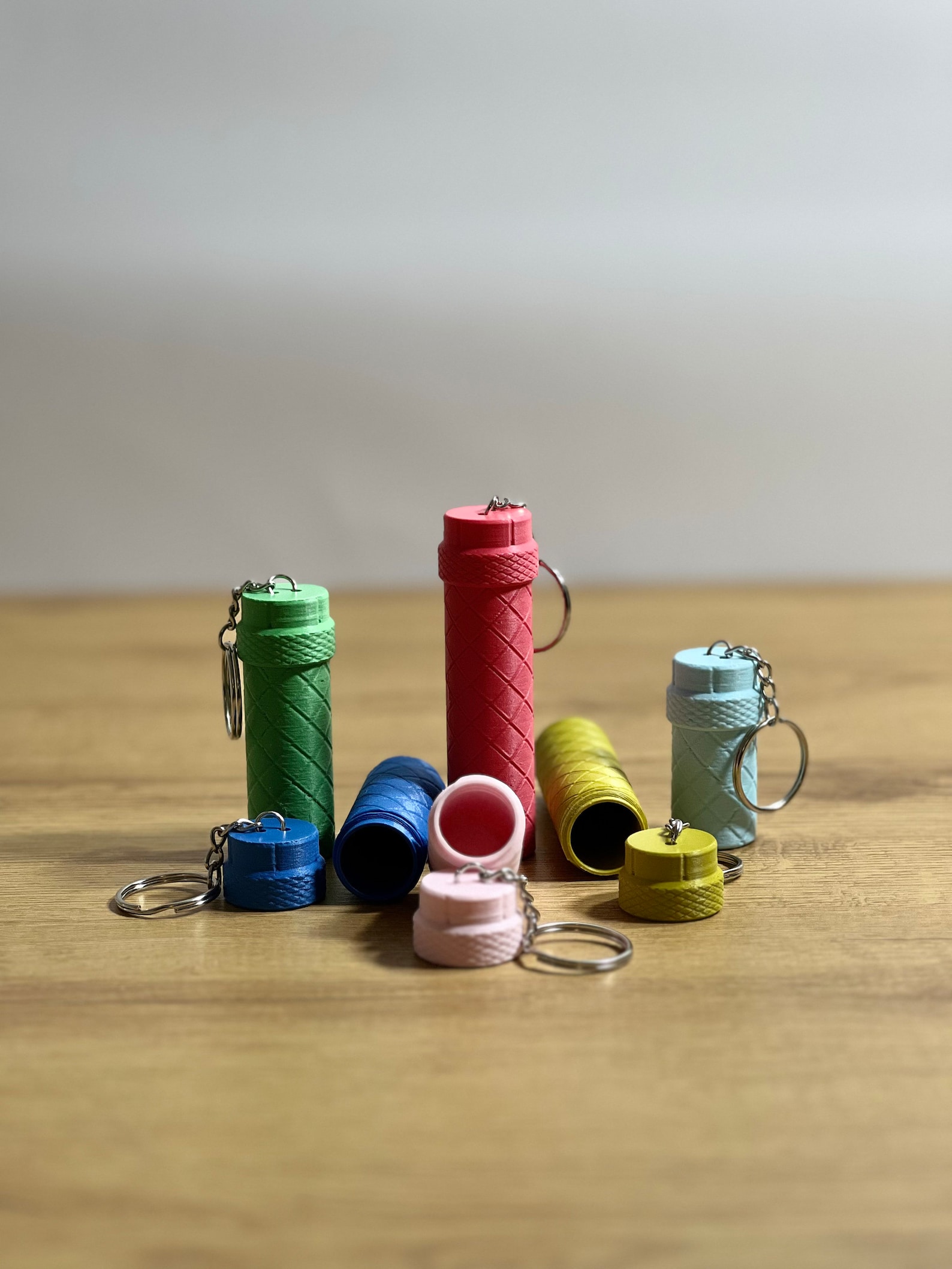 Keychain Pill Box, Capsule Filling, Pill Case for Small Object, Gift ...