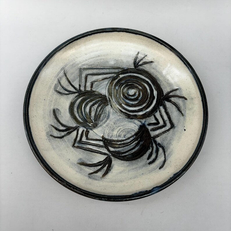 Rustic Studio Pottery Plate With 1970s Figurative Artwork - Etsy