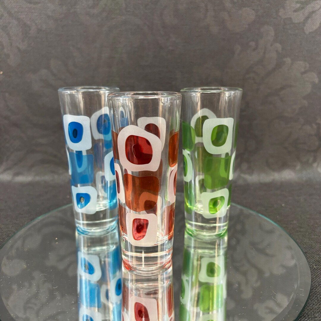 Glasses | Vintage Italian Cerve Vodka Glasses, Set of Three Glasses ...