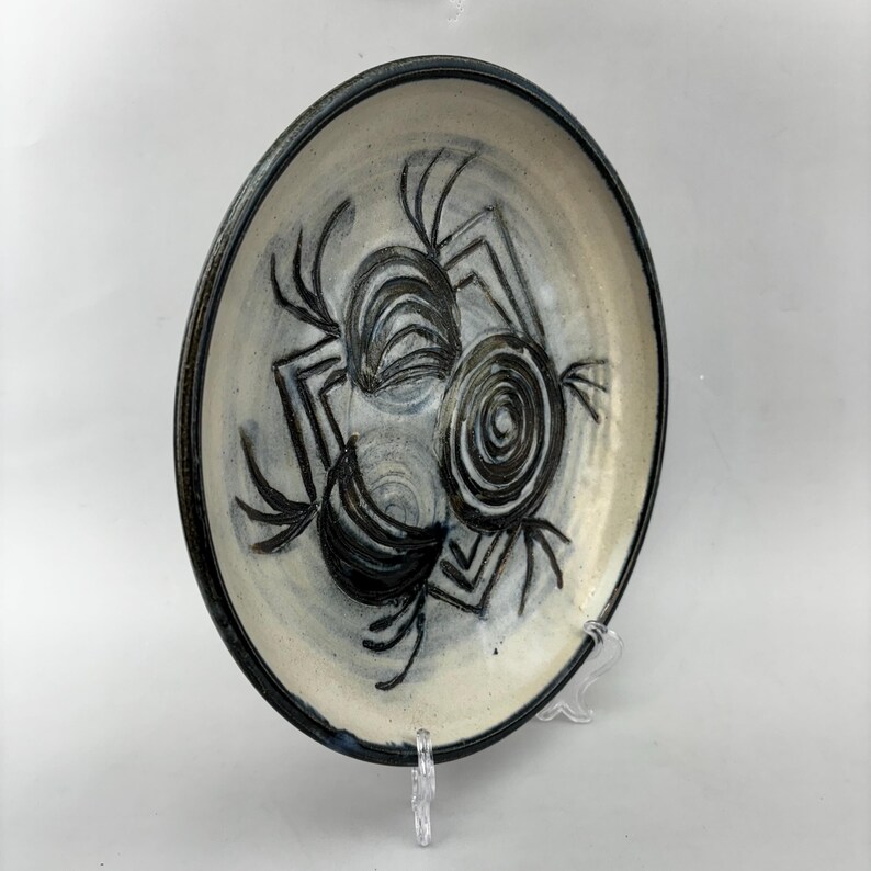 Rustic Studio Pottery Plate With 1970s Figurative Artwork - Etsy