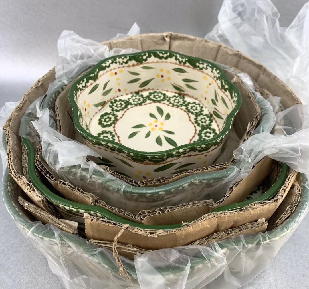 Temp-tations Old World Green Set of 4 Nesting Cake Baking Pans Dishes ...