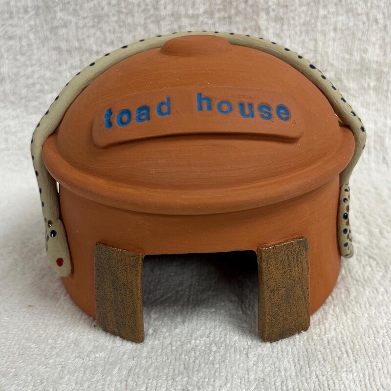 Toad House - Etsy