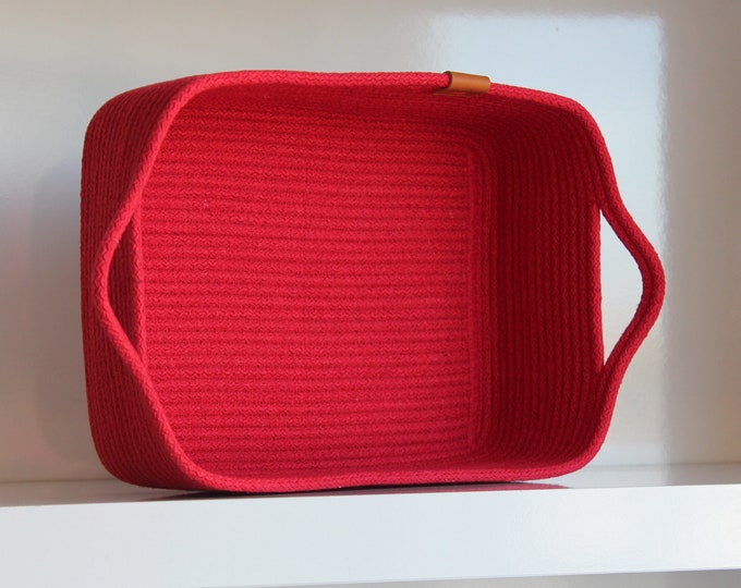 Medium Red Round Basket - Etsy