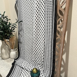 Kuffiya Print Scarf Keffiyeh Hijab Kufiya Head Covering Palestinian ...