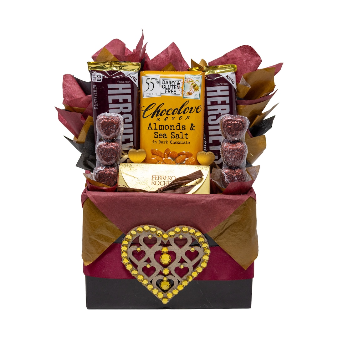 Royal Valentine's Day Chocolate Gift Box - Etsy