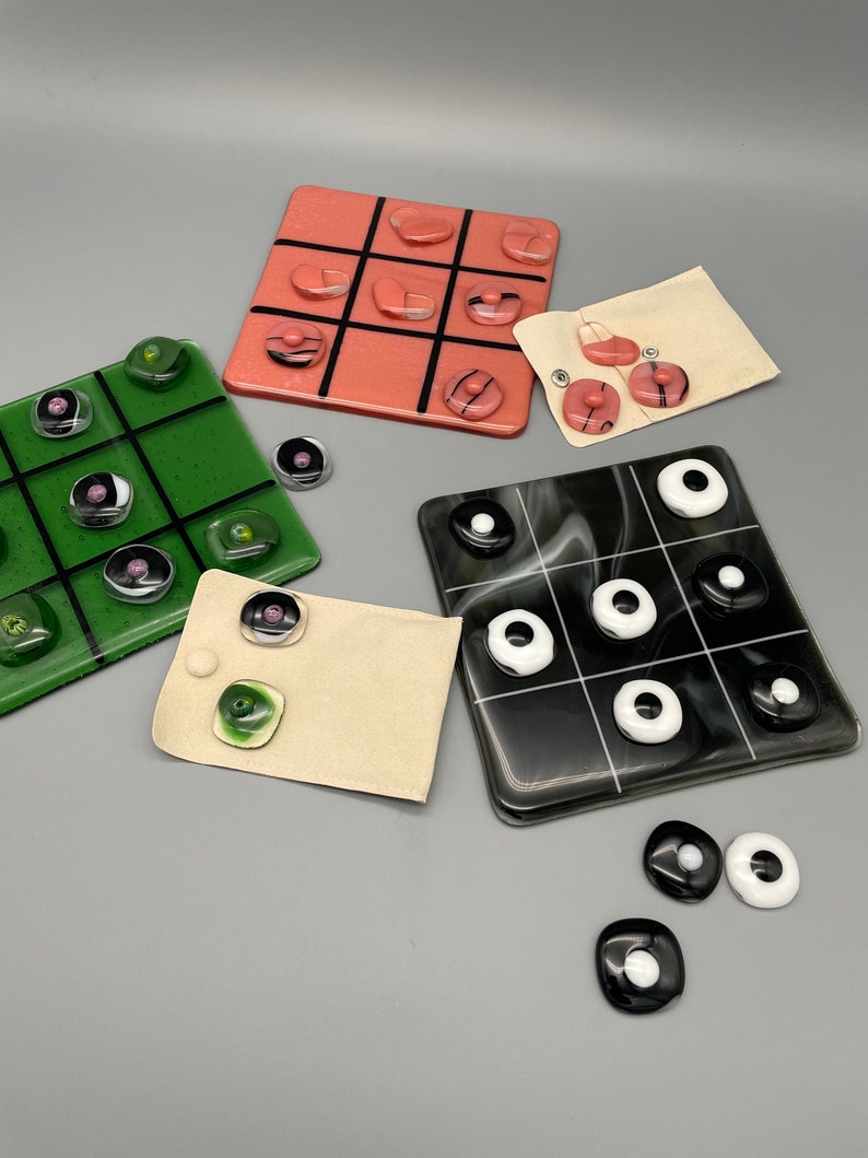 Tic Tac Toe Game-green/black/white| Handmade Fused Glass Art L ...