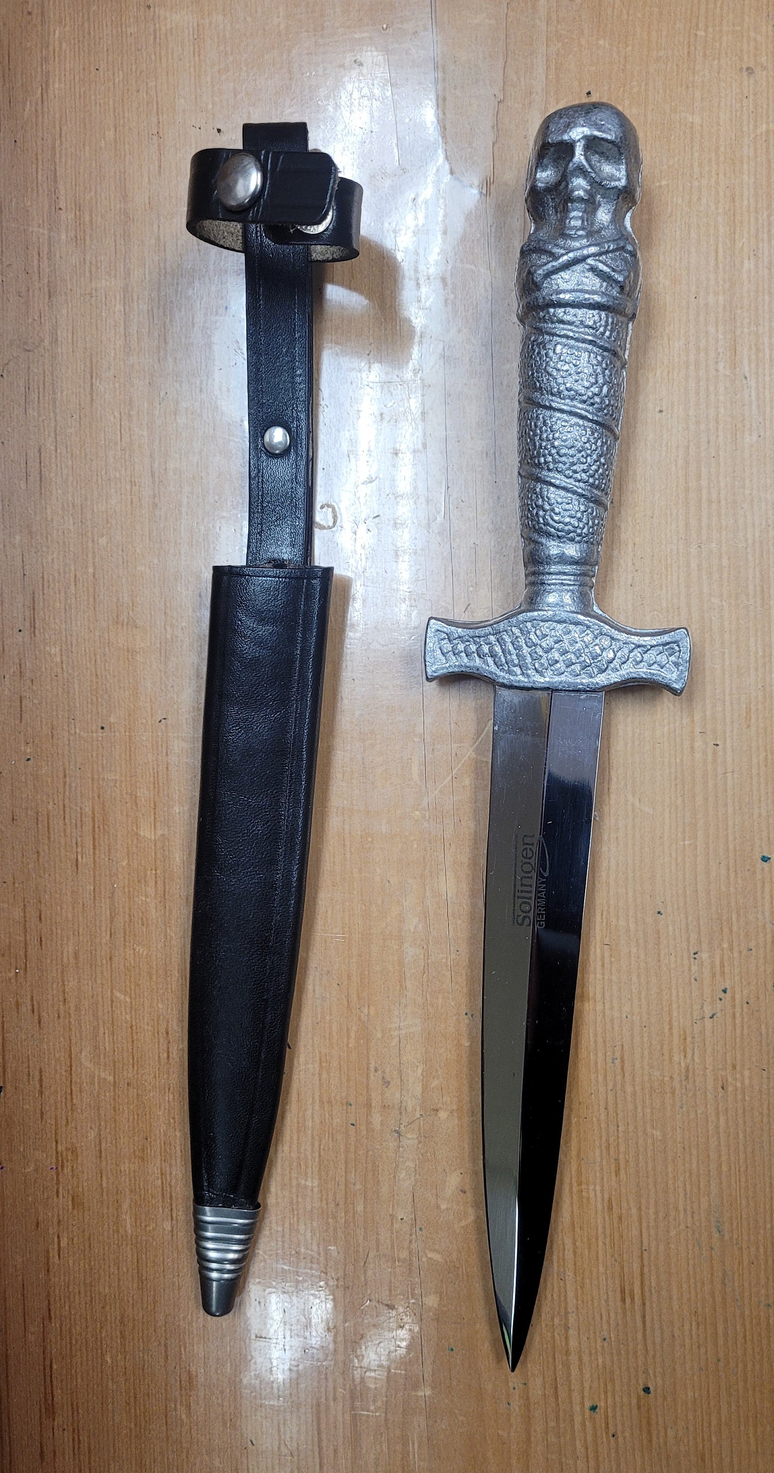 Brand New Vintage Solingen Dagger With Skullhead Handle Made in Germany ...