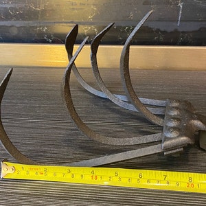 Rustic Antique Garden Cultivator Rake Hook // Farmhouse Display Tool - Etsy