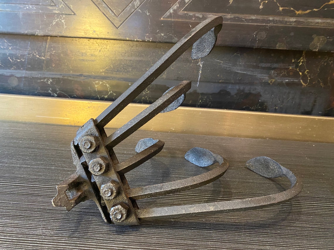 Rustic Antique Garden Cultivator Rake Hook // Farmhouse Display Tool - Etsy