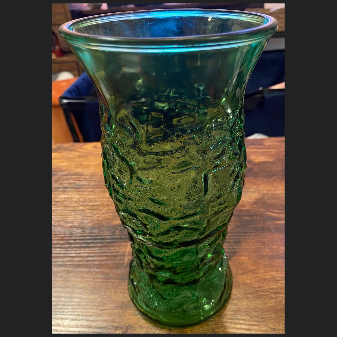 1960s EO Brody Emerald Green Crinkle Glass Vase - Etsy