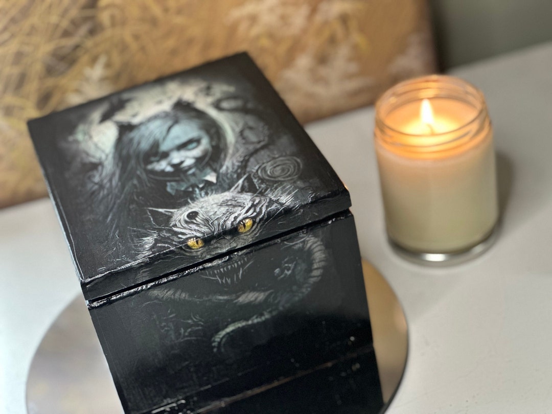 Upcylced 7x6x4 Gothic Wooden Storage Box Floral Lining - Etsy